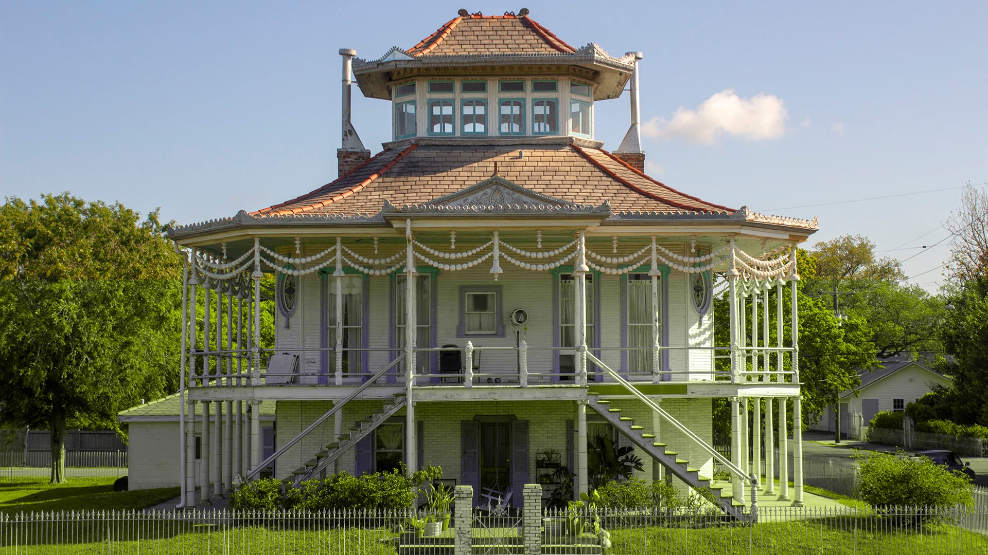 Creating a Story Map Tour using the new side panel layout