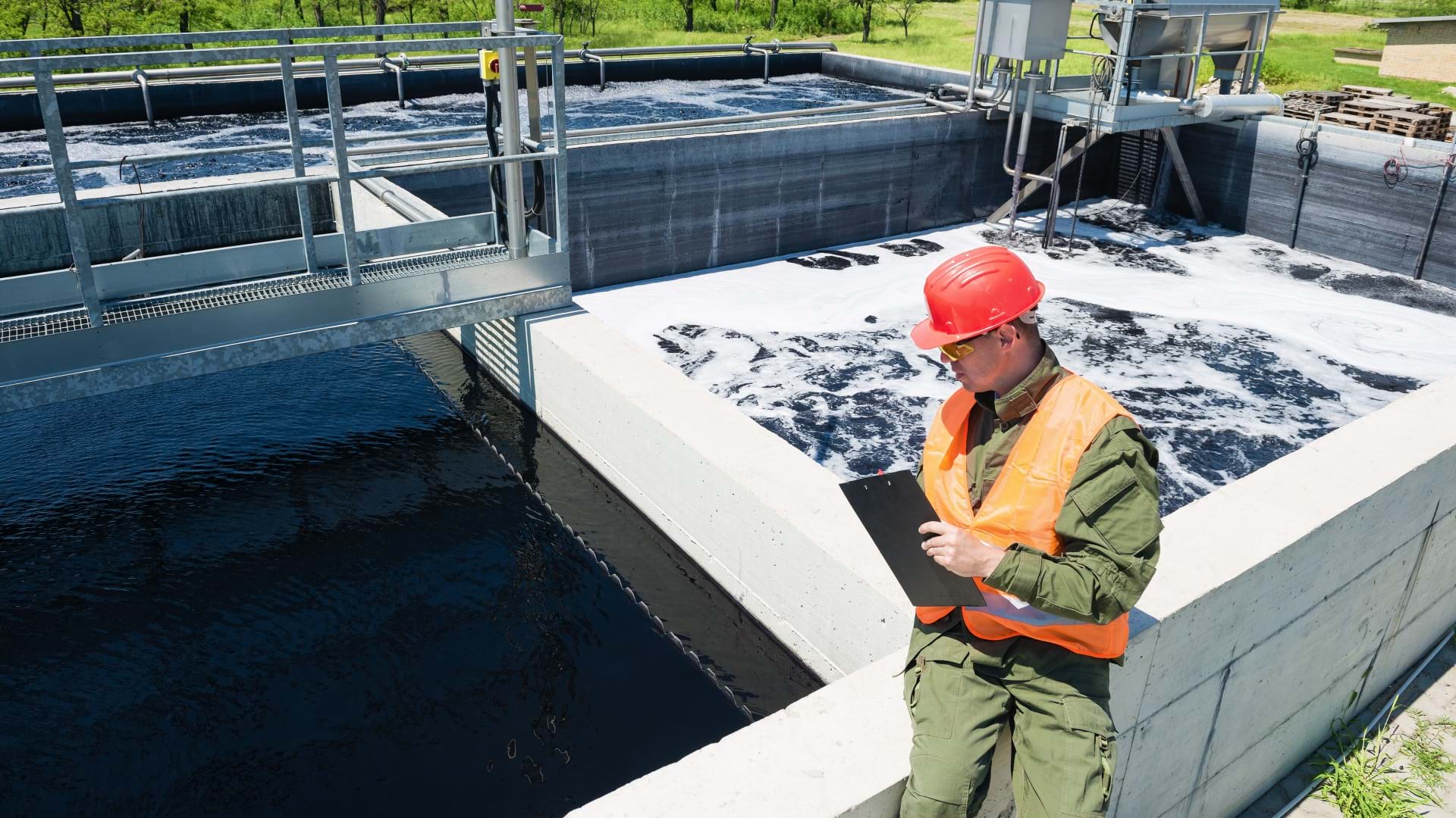 Manage wastewater data using the ArcGIS Utility Network
