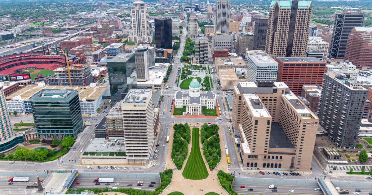 GIS Transforms Ameren’s Electric Transmission | Case Study